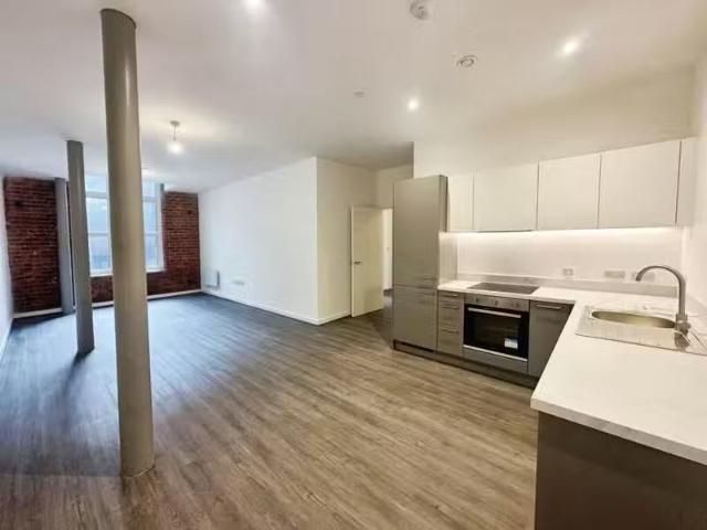 2 bedroom flat for rent in Cotton Gardens, Bolton, Greater Man.