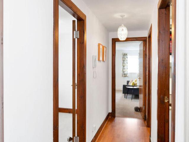 2 bedroom flat for rent in Couper Street, Leith, Edinburgh, EH6