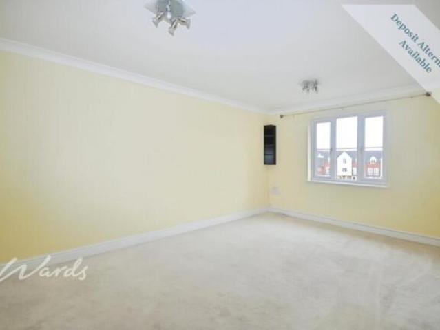 2 bedroom flat for rent in Covesfield Gravesend DA11