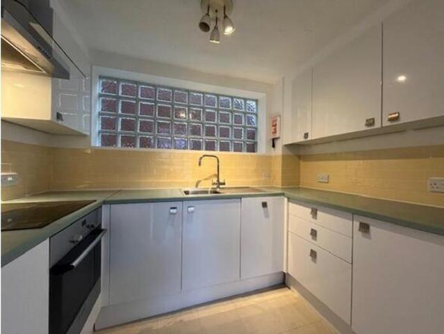 2 bedroom flat for rent in Cox Street, City Centre, Birmingham, B3