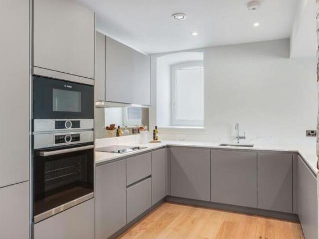 2 bedroom flat for rent in Cloud Street London E15