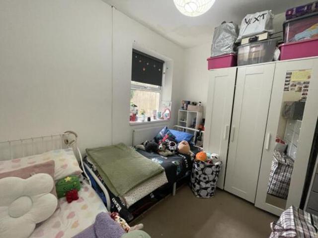 2 bedroom flat for rent in Claude Road, Roath, CF24