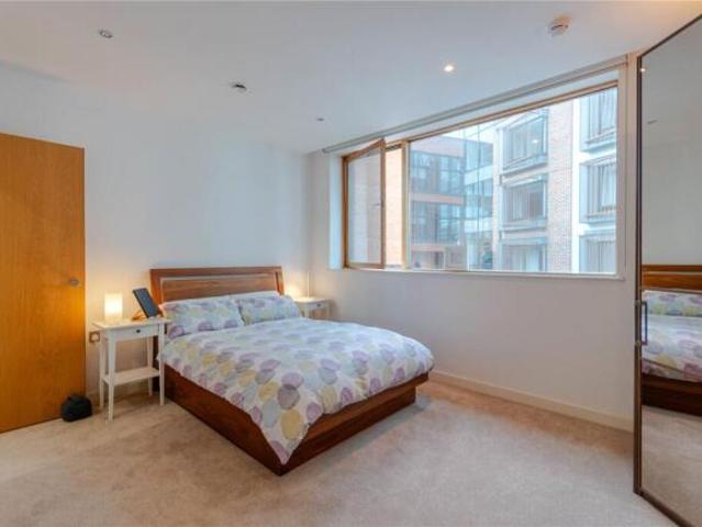 2 bedroom flat for rent in Clavering Place, Newcastle upon Tyne, and Wear, NE1