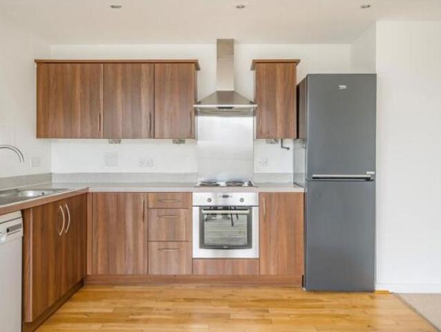 2 bedroom flat for rent in Clayponds Lane, Brentford, TW8