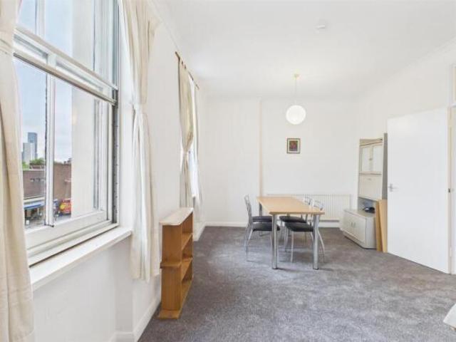 2 bedroom flat for rent in Clapham Road, London, SW9