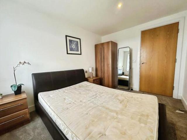 2 bedroom flat for rent in Clarence House, The Boulevard, Leeds, West Yorkshire, LS10