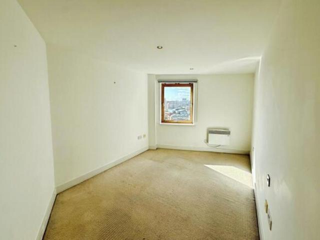 2 bedroom flat for rent in Clarence House, The Boulevard, Leeds, West Yorkshire, LS10
