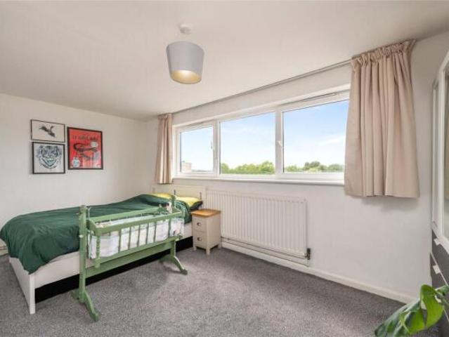 2 bedroom flat for rent in Clarence Lane, Roehampton, SW15