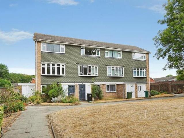 2 bedroom flat for rent in Clareville Road, Orpington, BR5