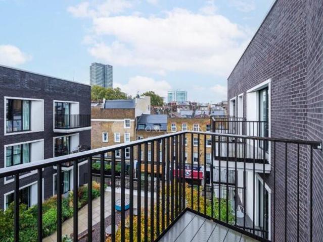 2 bedroom flat for rent in Cleveland Street, Fitzrovia, London, W1T