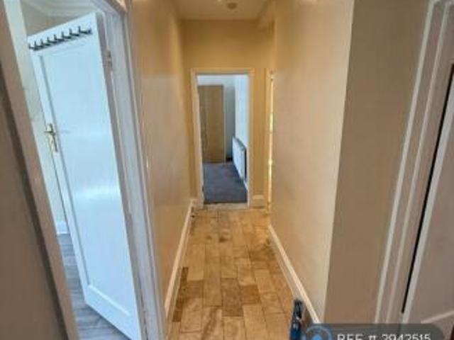 2 bedroom flat for rent in Clive Lodge, London, NW4