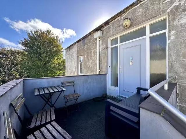 2 bedroom flat for rent in Clifton, Richmond Park Road, BS8 3A.