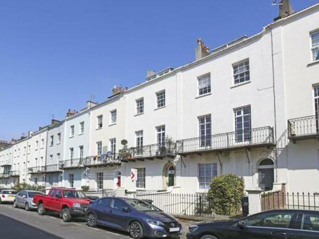 2 Bedroom Flat For Rent In Clifton