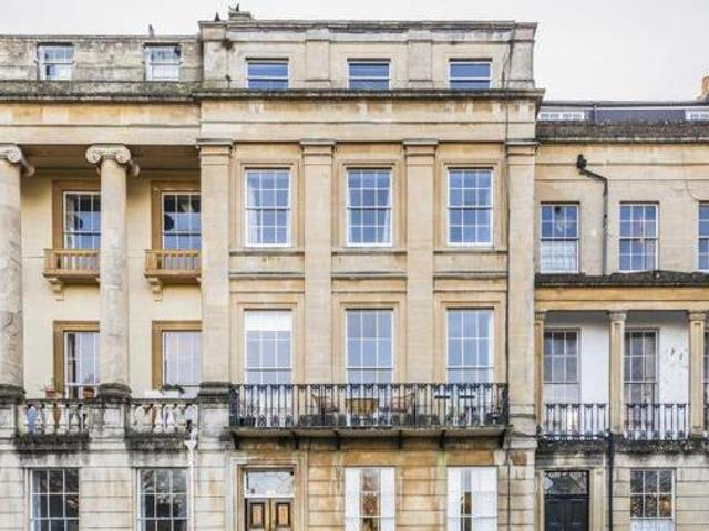 2 Bedroom Flat For Rent In Clifton