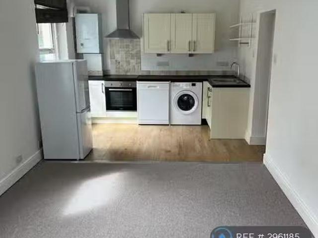 2 bedroom flat for rent in Clyde Road, Totterdown, Bristol, BS4