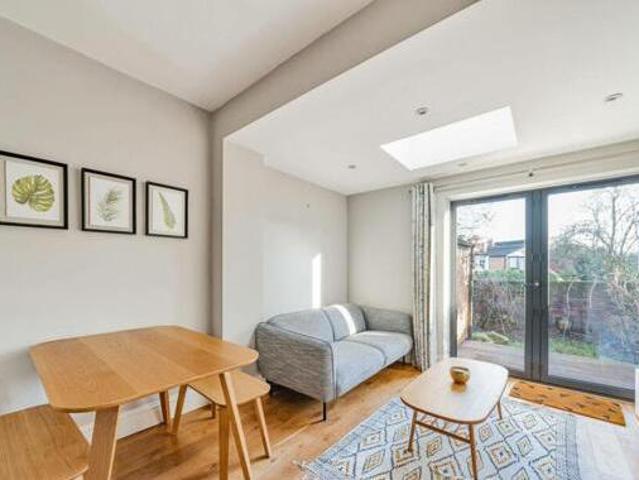 2 Bedroom Flat For Rent In Crouch End, London