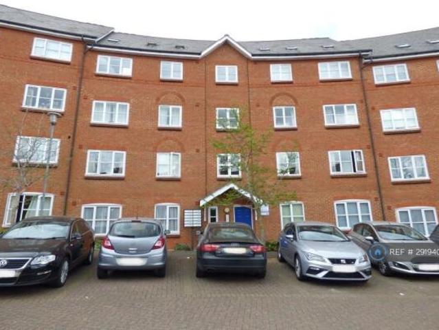 2 bedroom flat for rent in Crown Quay, Bedford, MK40