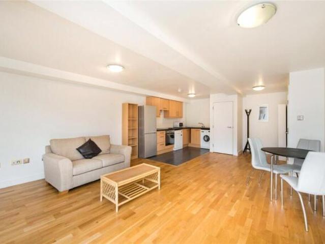 2 bedroom flat for rent in Crowndale Road, Mornington Crescent, NW1