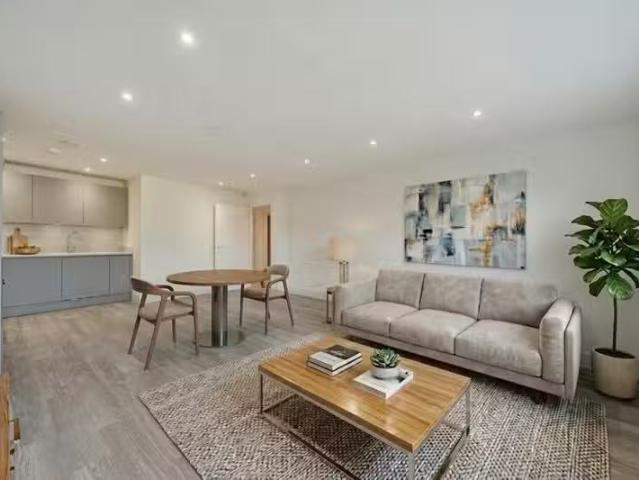 2 bedroom flat for rent in Croydon Road Beckenham BR3