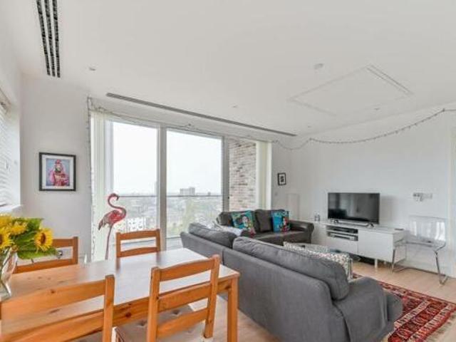 2 Bedroom Flat For Rent In Croydon