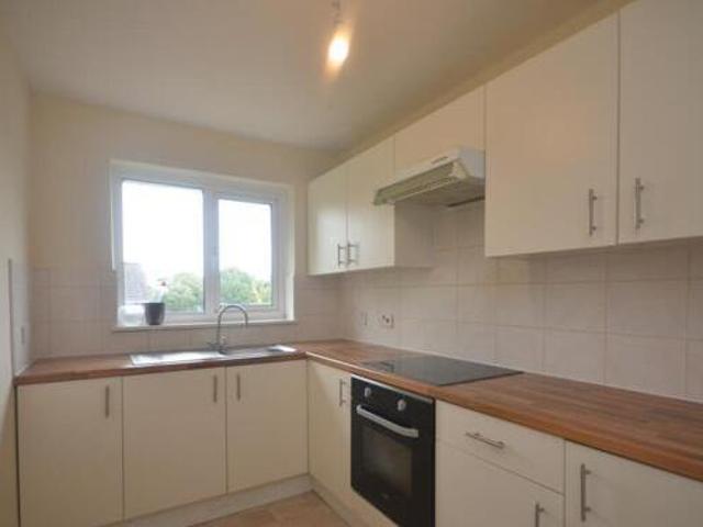 2 Bedroom Flat For Rent In Croydon