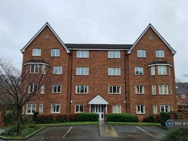 2 bedroom flat for rent in Cromwell Mount Pontefract WF8