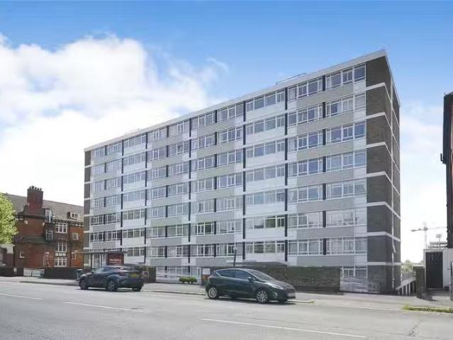 2 bedroom flat for rent in Cromwell Road, Hove, BN3 3EH, BN3