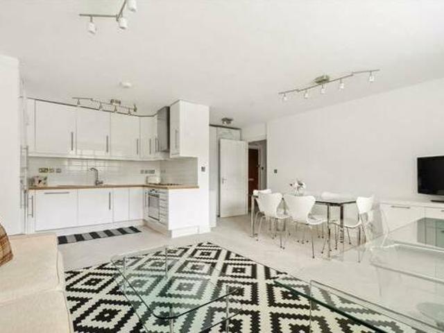 2 bedroom flat for rent in Cromwell Road London SW5