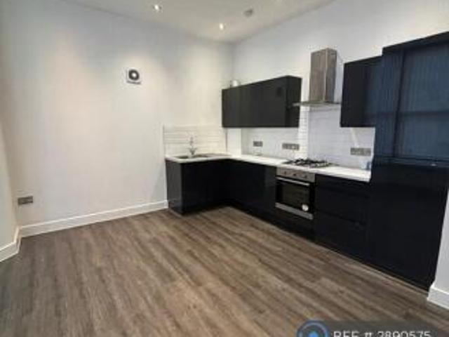 2 bedroom flat for rent in Crosby Rd South, Liverpool, L22