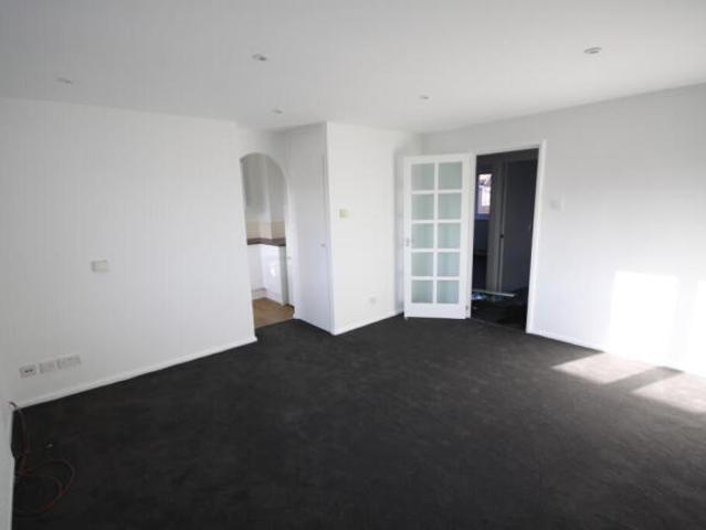 2 bedroom flat for rent in Crosslet Vale, SE10