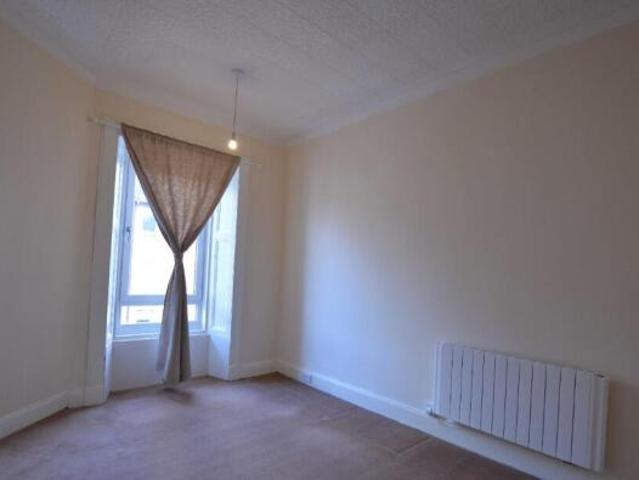 2 bedroom flat for rent in Craigpark Drive, Dennistoun, Glasgow, G31