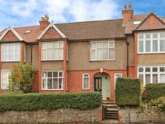 2 bedroom flat for rent in Cranbrook Road Redland, BS6
