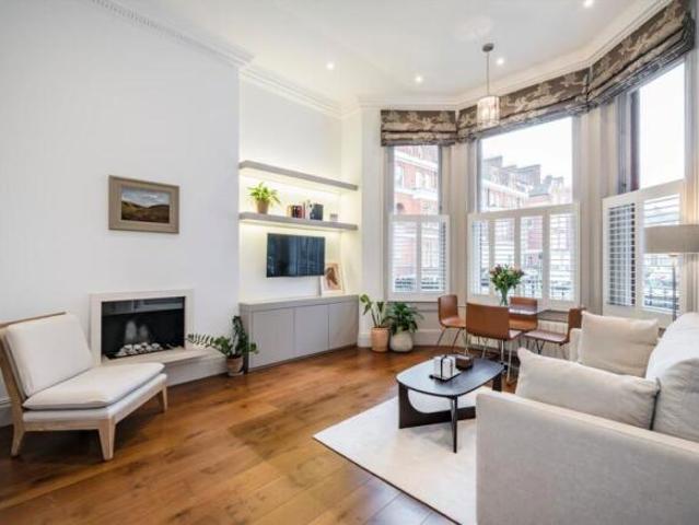 2 bedroom flat for rent in Cranley Gardens, South Kensington, SW7