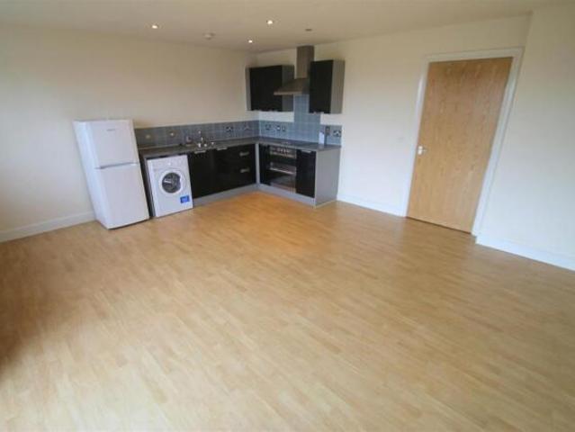 2 bedroom flat for rent in Cranmer Street, Nottingham, Nottinghamshire, NG3
