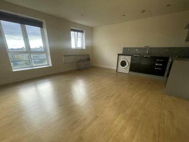 2 Bedroom Flat For Rent In Cranmer Street, Nottingham