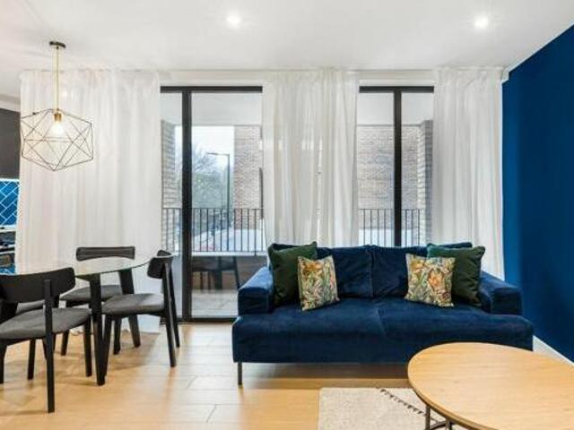 2 Bedroom Flat For Rent In Cremer Street, London