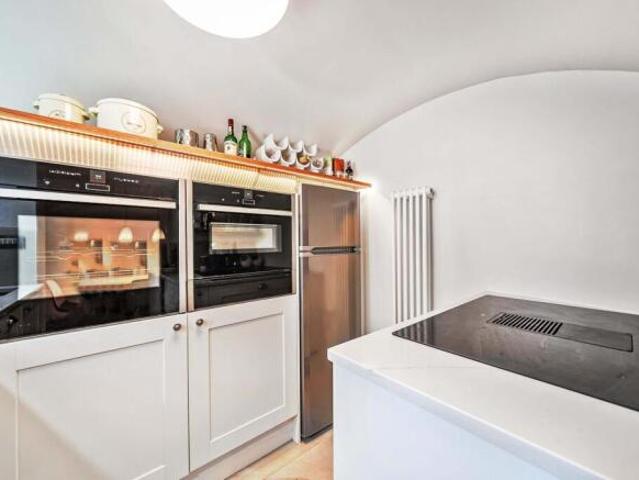 2 bedroom flat for rent in Cumberland Street, Pimlico, London, SW1V