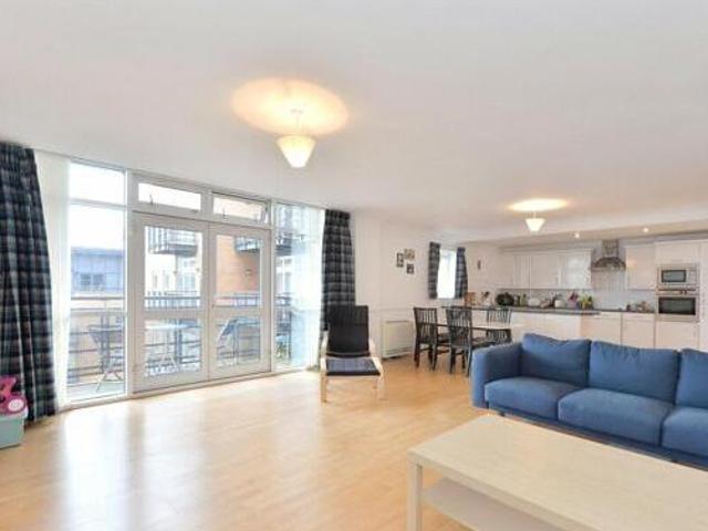 2 Bedroom Flat For Rent In Cubitt Town