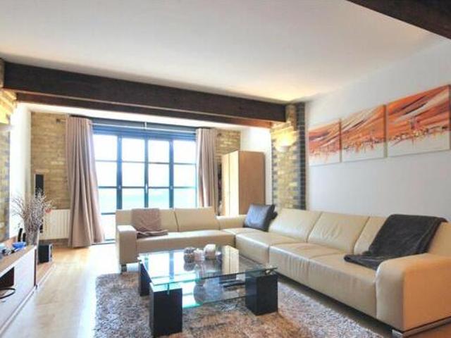 2 Bedroom Flat For Rent In Cubitt Town
