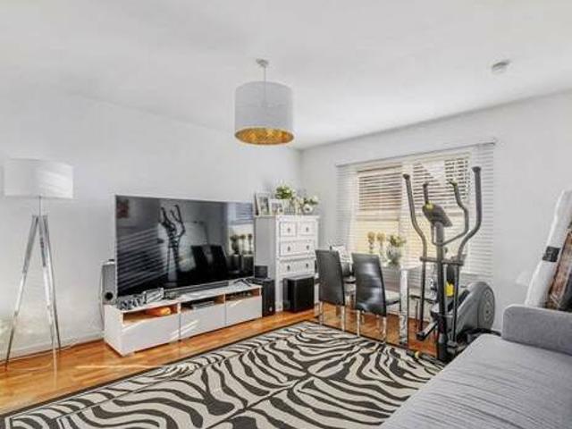 2 bedroom flat for rent in Daniel Court 146 East Acton Lane Acton W3