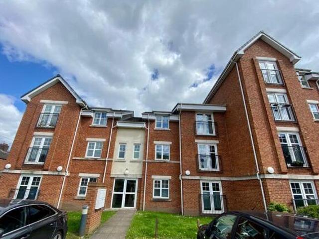 2 Bedroom Flat For Rent In Dale Way, Crewe
