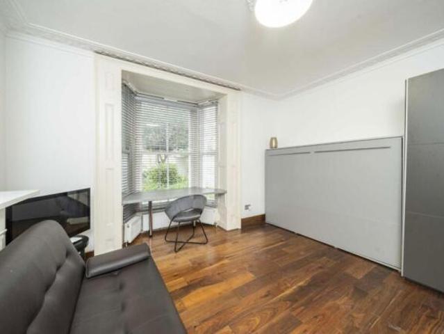 2 bedroom flat for rent in Dalling Road, Hammersmith, W6