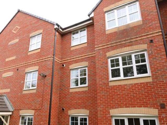 2 Bedroom Flat For Rent In Denton, Manchester