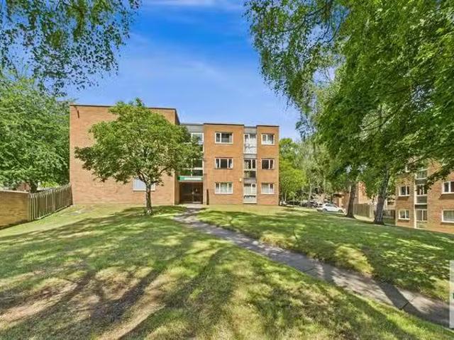 2 bedroom flat for rent in Denham Court, Erdington, B23