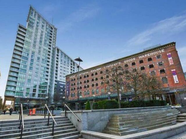 2 Bedroom Flat For Rent In Deansgate, Manchester