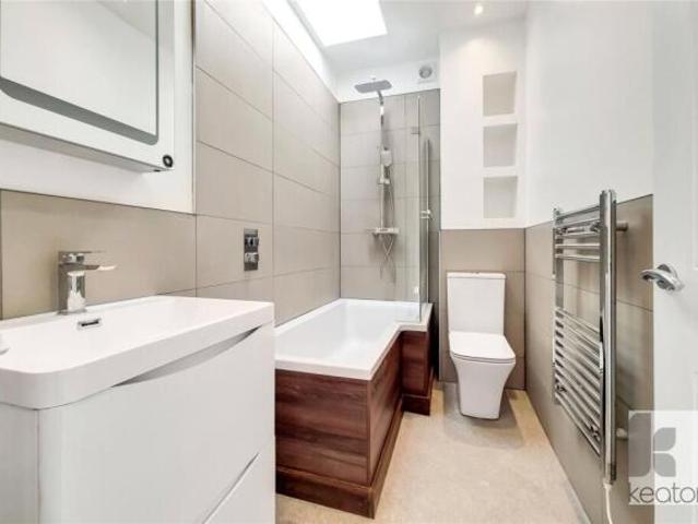 2 bedroom flat for rent in Deptford High Street, Deptford, London, SE8