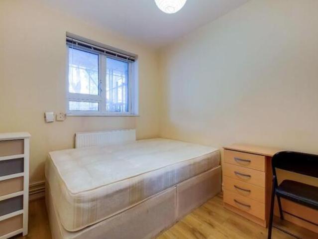 2 bedroom flat for rent in Derwent, Robert Street, NW1