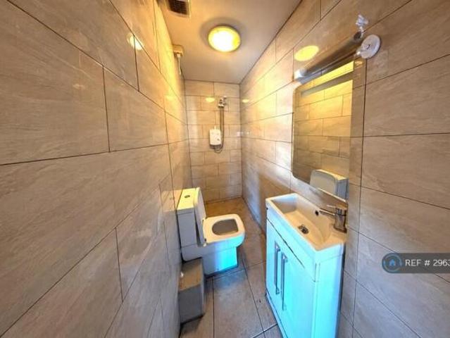 2 bedroom flat for rent in Derby Lane, Liverpool, L13