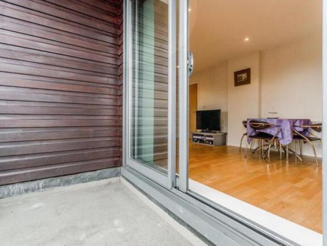 2 bedroom flat for rent in Devonport Street, Shadwell, London, E1