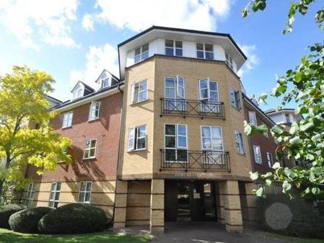 2 bedroom flat for rent in Dexter Close St Albans Hertfordshire AL1